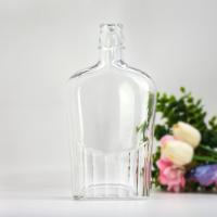 China 750ml/1000ml Glass Bottle for Spirits Whisky Rum Gin Tequila Brandy Engraved Cork Stopper for sale