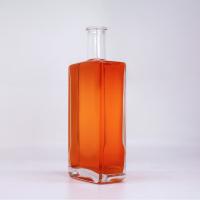China Carbonated Drinks Glass Bottle with Cork Stopper 750ml 500ml Whisky Rum Gin Tequila Brandy Spirits for sale