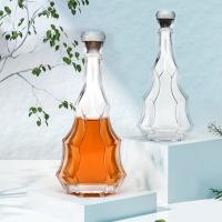 China 700ml 750ml Engraved Glass Square Bottle for Vodka Whiskey Liquor Gin Rum Brandy Spirit for sale