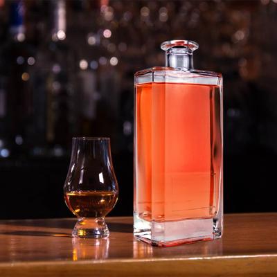 China Square Glass Beverage Bottle 250ml/500ml/700ml/750ml for Drinking Vodka Whisky Gin for sale