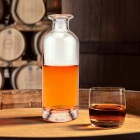 China Customised Split Compartments Glass Bottle for Whiskey Rum Tequila Vodka Gin Brandy 200ml 300ml 500ml 700ml for sale