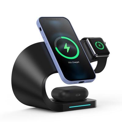 China 4 In 1 Magnetic Absorption Wireless Charger with 15W Fast Charging and Logo Service for sale