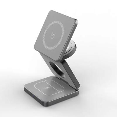 China Fast Charging Multifunction 3-In-1 Foldable Magnetic Wireless Charger for Phone for sale