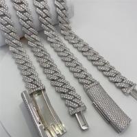 China OEM Diamond Cuban Link Necklace Miami Cuban Chain Link Environmental Friendly for sale