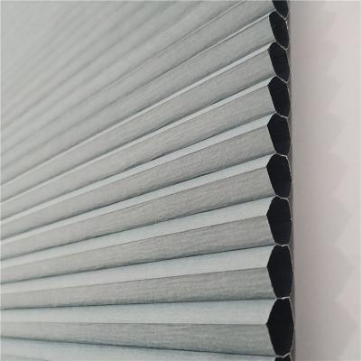 China Horizontal Structure Anti-UV Honeycomb Blinds for Long-Term Sun Protection and Shade for sale