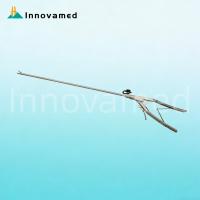 China Titanium Alloy Laparoscopic Instruments 330mm Needle Holder With V Shape Handle for sale