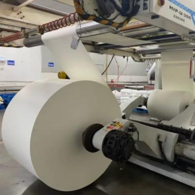 China Eco-friendly FSC Recycled Raw Synthetic Paper Rolls with PE Coated for Hot Cold Coffee Cup Making for sale