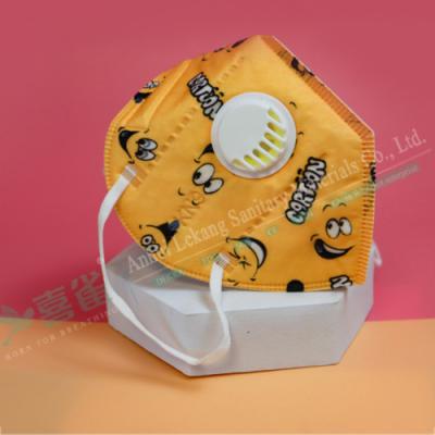 China Anti Pollen Foldable Face Mask Smoke Filter KN95 Non Woven GB2626-2019 With Valve for sale