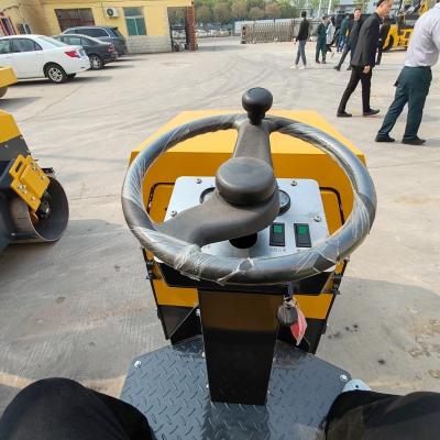 China 1 Ton Double Drum Vibratory Road Roller 69Hz Vibration Frequency and 40cm Compaction Depth for sale