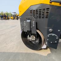 China 1 Ton Double Drum Vibratory Road Roller 69Hz Vibration Frequency and 40cm Compaction Depth for sale