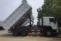 China HOWO 6x4 Dump Truck with 371hp Engine, HW76 Cab, and 12R22.5 Tires for sale