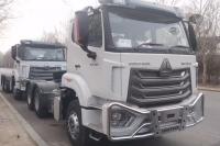 China Sinotruk HOWO NX Tractor Truck with 371 hp Engine 6x4 Drive Type and Euro II Emission for sale