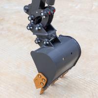 China 1.8 T Excavator Smooth Hydraulic Pilot 1800KG Mini Excavator Agricultural Digger for sale