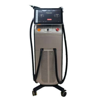 China Hot sale 2 Handles 3 Wavelength Diode Laser Hair Removal ice Titanium Platinum beauty machine for sale