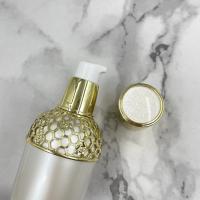 China Oval Cosmetic Pump Bottle Acrylic 100ml Silk Screening Customized for sale