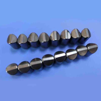 China ISO Tungsten Carbide Inserts φ18×φ16×30mm for Shield Tunneling Boring Machine Heads - 30-40 Units per Assembly for sale