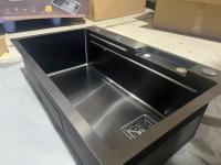 China Square Brushed Single Bowl Undermount Sink with Smooth and Easy-to-clean Surface for sale