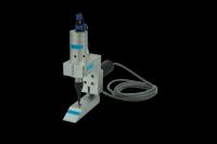 China 500w 20khz Ultrasonic Fabric Cutting Machine For Curtains Slicing for sale