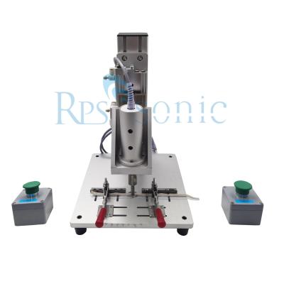 China Desktop 35Khz 600w Ultrasonic Spot Welding Machine For Nonwoven for sale