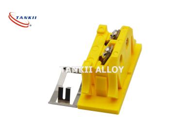 China Solid Pin IEC Type K Thermocouple Plug 16A with Molded Barriers for Temperature Measurement for sale