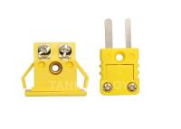 China K-Type Panel Mount Thermocouple Connector 10A Yellow -29 to 220°C Temperature Range with Polarized Pins for sale