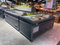 China Commercial Shop Glass Gelato Island Display Freezer For Ice Cream for sale