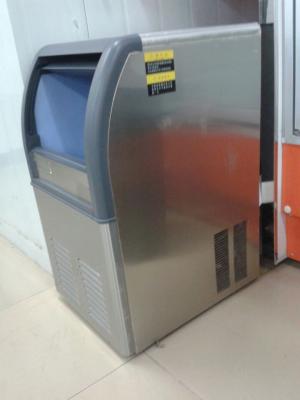 China Silver 54kg Ice Making Machine 50hz With Self Cleaning Water System for sale