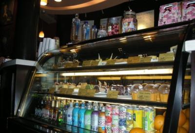 China 3 Layer Black Cake Display Cases Freezer 110v / 60hz 2000 * 730 * 1250 for sale