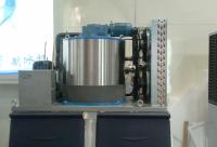China Dynamic Cooling Snow Flake Ice Maker 300kg Temperature -18℃ CE ROSH for sale