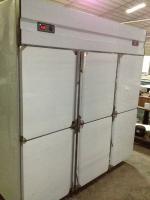 China Deep Commercial Upright Freezer 1600L 6 Glass Doors With Plastic Coated Steel Shelf factory for sale