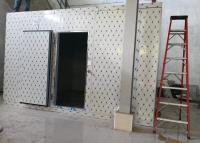 China Shop Reach In Seafood Walk In Freezer Cold Room With Custom Design for sale