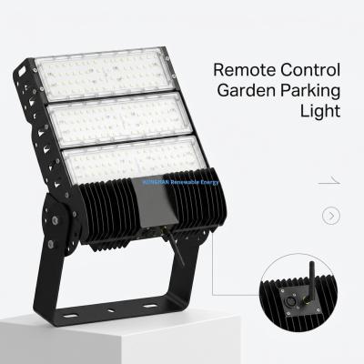 China IP65 Waterproof High Lumen Output LED Solar Flood Light with Remote Control Option for Industrial Use for sale