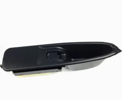 China 1-82380158-0 Truck Spares Parts Electric Power Window Switch For ISUZU 1-82380157-PT for sale