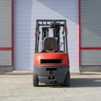 China Isuzu C240 Engine 2.5 Ton Counterbalanced Diesel Forklift Truck Toyota7 Model Ce ISO for sale
