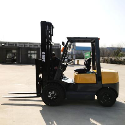 China Isuzu C240 Engine 3 Ton Steel and Rubber Counterbalanced Diesel Forklift Truck CPCD30 for sale