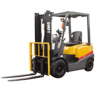 China 1.5t 1.5ton 1500kg Diesel Forklift with Automatic Transmission and Steel Rubber Material for sale