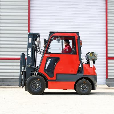 China Forklift with Cabin Nissan K21 K25 Engine 2tons LPG Fork 1070mm OEM and Spare Parts for sale