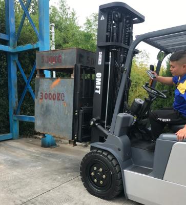 China Affordable 2.5ton Four-Wheel Electric Forklift with 48V/550ah Battery and Charger for sale