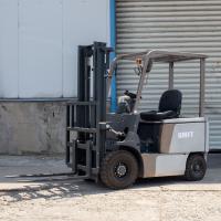 China Electric Forklift Truck 3ton 3000kgs 3m 4m 4.5m 5m 6m Mast Tcm/Linde/Yale/Toyota/Crown/Hyster/Ep/Heli Fork 1070mm for sale