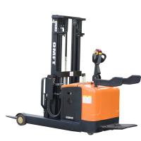 China 1.6t Electric Reach Stacker Truck with 4.5m Triplex Full Free Mast and 740X1070mm Fork for sale