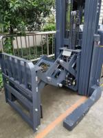 China Electric Double Scissor Reach Forklift Truck for Deep Racks and 2070mm Turning Radius for sale
