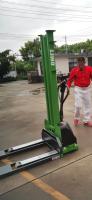 China 300.000kg Package Gross Weight Self Lifting Stacker Semi Electric and Full Electric for sale