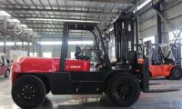 China Lift height 3000-7000mm 16t Heavy Diesel Forklift Fd160 with Cabin and Fork Positioner for sale
