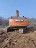 China 29500kg Second Hand DOOSAN DX300 Excavator 151KW Suitable for Crushing and Affordable for sale