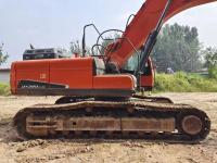 China 38 Ton Used Doosan 380 Excavator with 1.95m3 Bucket Capacity in Excellent Condition for sale