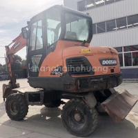 China Used Construction Machinery Rubber Wheel Excavator Doosan DX60W 5700kg Machine Weight for sale