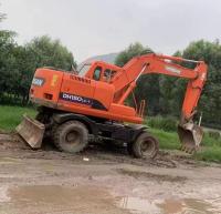 China 15 Ton Dh150w-7 Doosan Wheel Excavator With 0.75m3 Bucket Capacity for sale