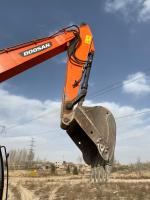 China Doosan DH150 Excavator in Dubai 15000 KG Machine Weight Original Hydraulic Cylinder for sale