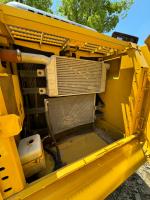China Second-hand Komatsu PC220 Excavator with Fuel-saving and Working Systems at Affordable for sale