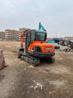 China Original Hydraulic Cylinder Used Doosan Excavator DX60 with High Slope Efficiency for sale